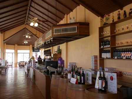 Thailand: New Latitude Wines – GranMonte Vineyard | The Man from Mosel ...